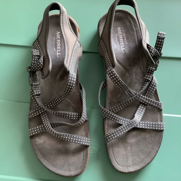 Merrell | Shoes | Merrell Womens Outdoor Strappy Sandals Sz 1 Hiking ...